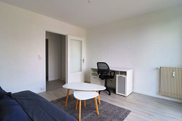 Appartement à louer - Troyes, Charmilles - 1 pièce - 1 chambre
