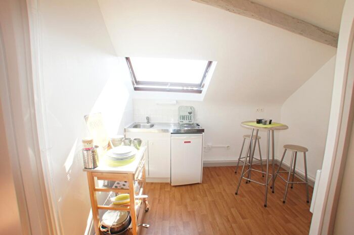 Appartement 1 pièce à Angers, Saint-Serge, Ney, Chalouère, à louer