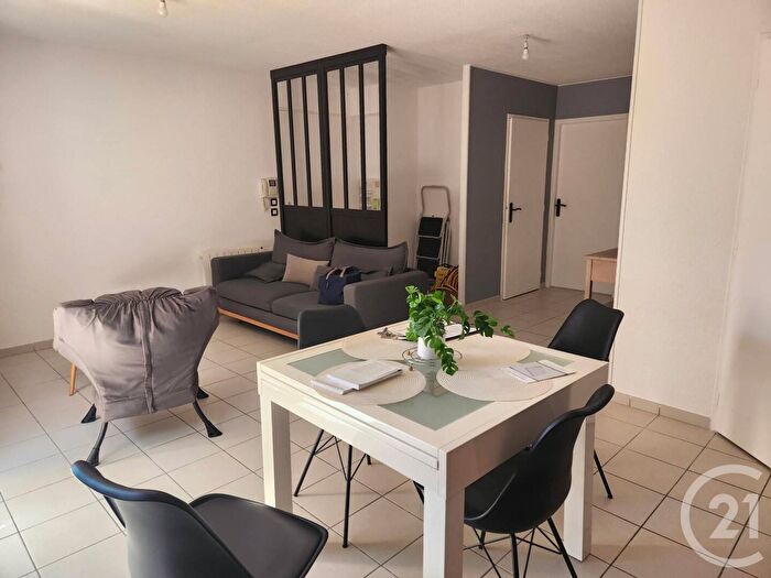 Appartement 3 pièces à louer à Targon