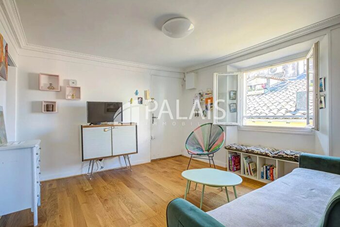 Nice, Vieux Nice : Appartement 3 pièces à vendre