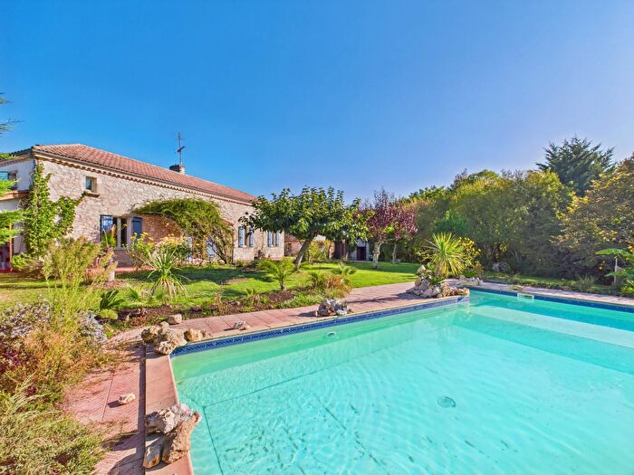 Maison à vendre - Penne-dAgenais - 4 pièces - 4 chambres