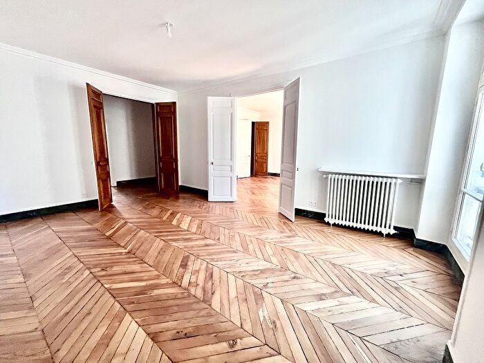 Paris 8ème, Hoche Friedland : Appartement 4 pièces à louer
