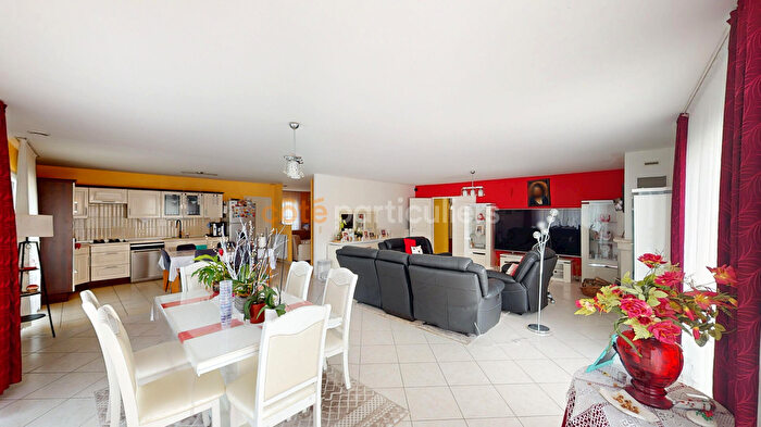 Mortagne-sur-Sèvre - Maison 8 pièces à vendre