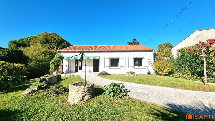 Maison à vendre - Meschers-sur-Gironde - 9 pièces - 5 chambres