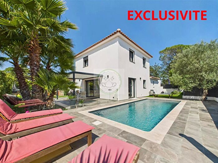 Maison à vendre - Puget-sur-Argens - 6 pièces - 3 chambres