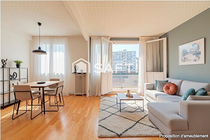 Appartement à vendre - Saint-Maur-des-Fossés, Vieux-Saint-Maur - 3 pièces - 2 chambres