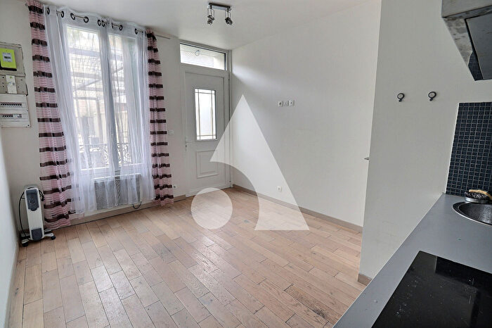 Maison à vendre - Méry-sur-Oise - 3 pièces - 2 chambres