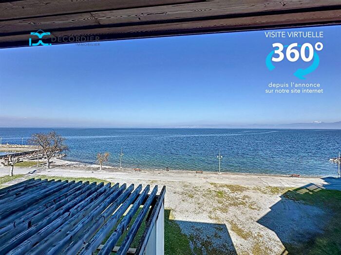 Appartement à vendre - Évian-les-Bains - 4 pièces - 3 chambres