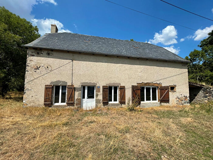 Maison 4 pièces à Condat, à vendre