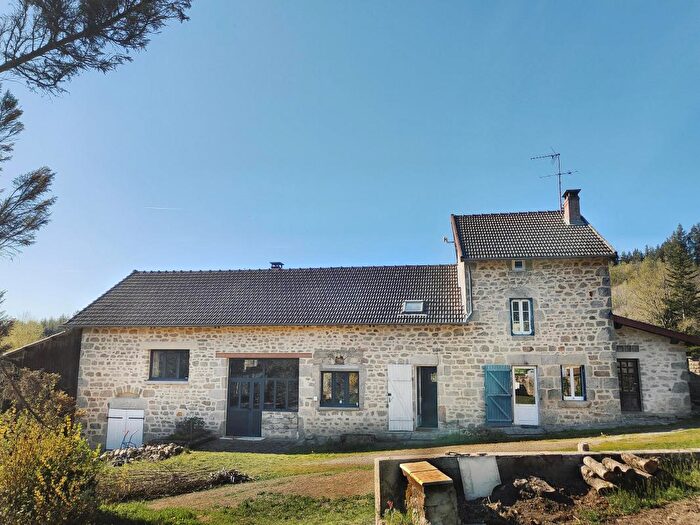Maison 8 pièces à vendre - Auriat