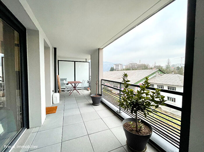 Appartement à vendre - Annecy, Mandallaz, Prairie, Vovray - 3 pièces - 2 chambres