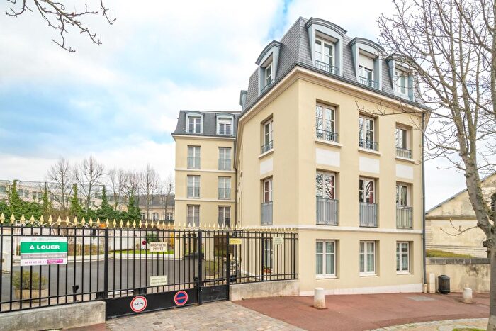 Appartement 4 pièces à louer à Saint-Germain-en-Laye, Centre-ville, Quartiers forestiers
