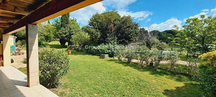 Maison à vendre - Bagnols-sur-Cèze, Lamargue - 6 pièces - 4 chambres