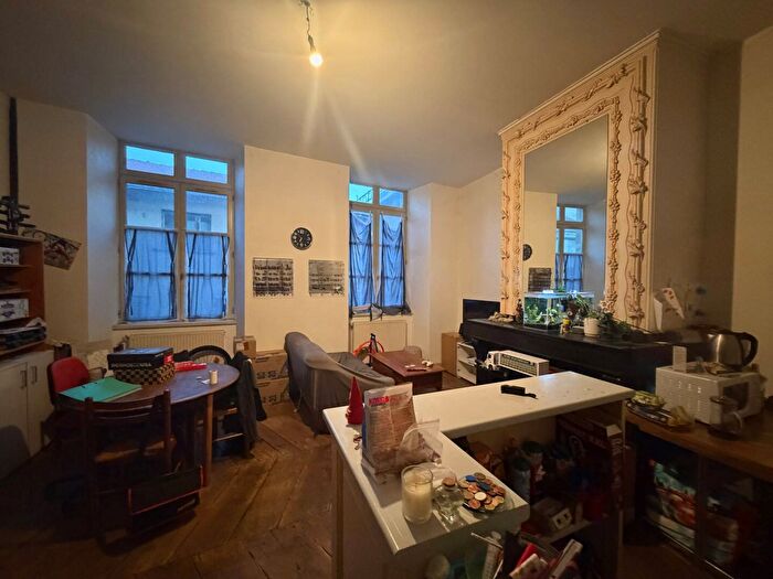 Appartement à louer - Villefranche-de-Rouergue - 2 pièces - 1 chambre