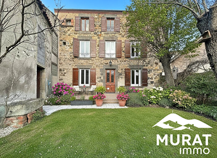 Maison à vendre - Saint-Georges-sur-Allier - 4 pièces - 3 chambres