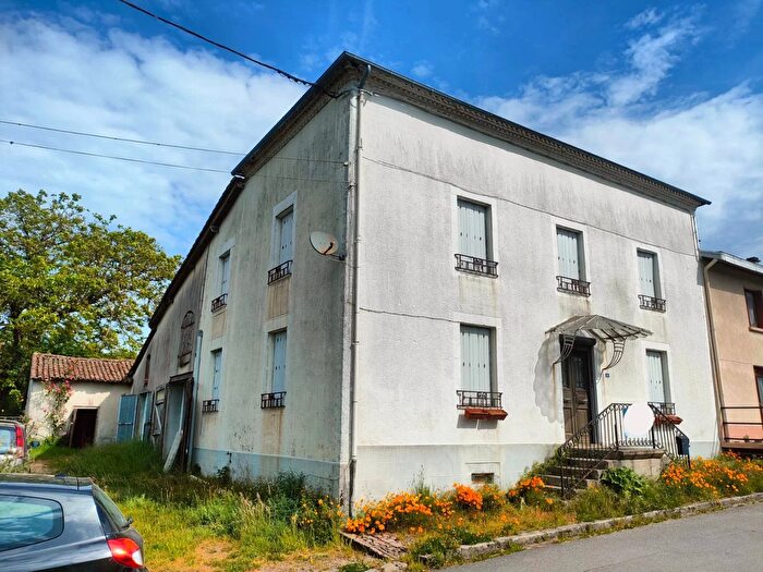 Maison 4 pièces à Bussière-Galant, à vendre