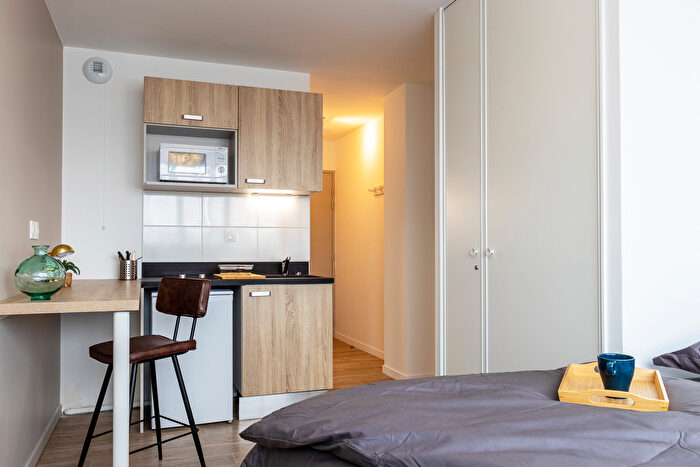 Bron, Les Essarts - Appartement 1 pièce à louer