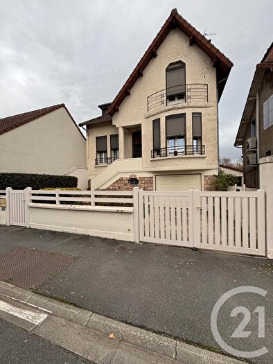 Maison à vendre - Montluçon, Marais, Dunlop, La Loue - 6 pièces - 5 chambres