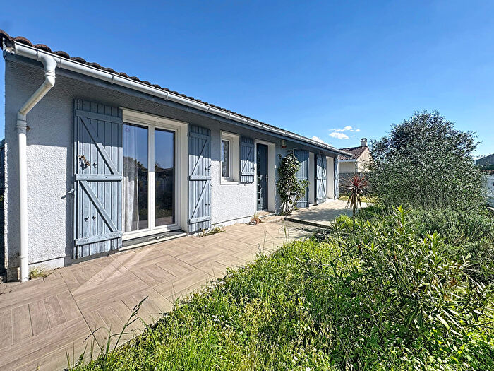 Maison à vendre - Parempuyre - 6 pièces - 4 chambres