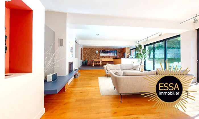 Appartement à vendre - Viroflay, Rive Gauche, Verdun, Gare, Forêt Domaniale de Meudon - 6 pièces - 4 chambres