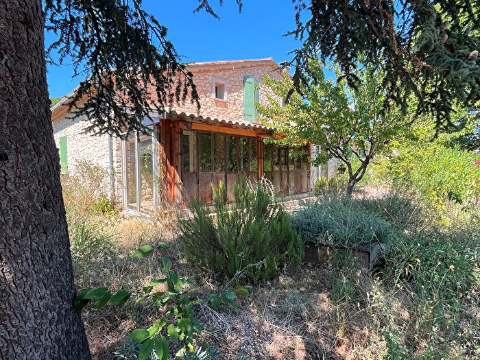 Maison 6 pièces à Vaison-la-Romaine, à vendre