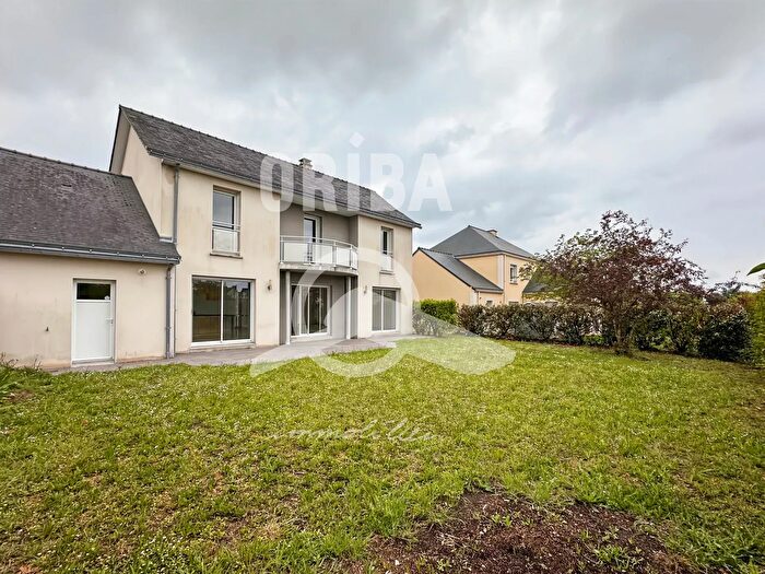 Maison 6 pièces à louer à Sautron
