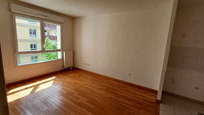 Appartement 2 pièces à Aubervilliers, Centre-ville, Victor Hugo, à louer