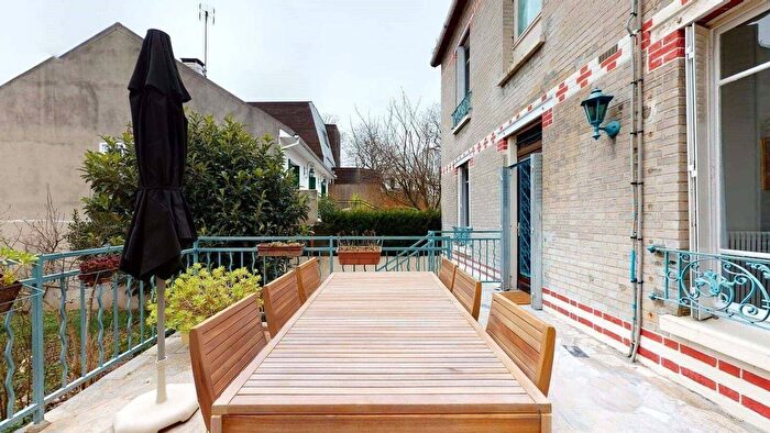 Appartement à louer - Parc-La Boule- Champs Pierreux, Nanterre - 1 pièce