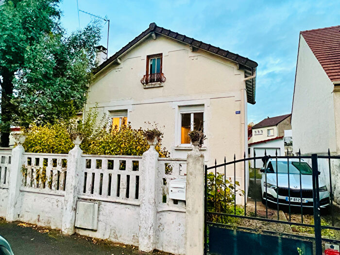 Maison à vendre - Le Blanc-Mesnil, Centre, Tilleuls - 4 pièces - 3 chambres