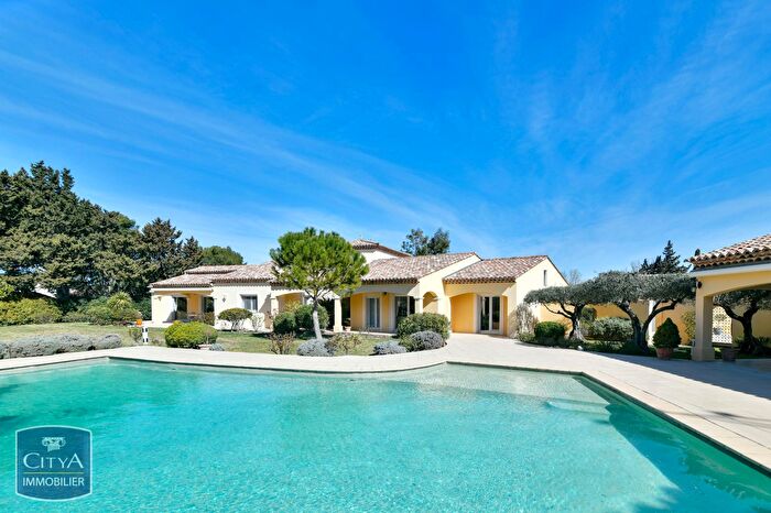 Maison à vendre - Avignon, Montfavet - 8 pièces - 5 chambres