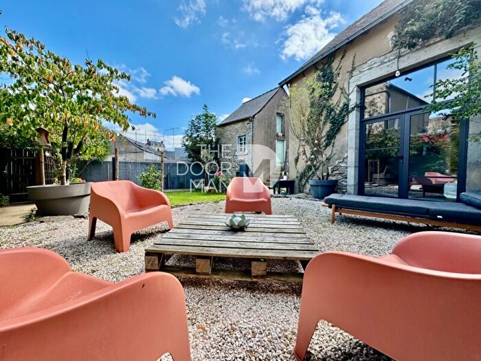 Maison à vendre - Laval - 6 pièces - 4 chambres