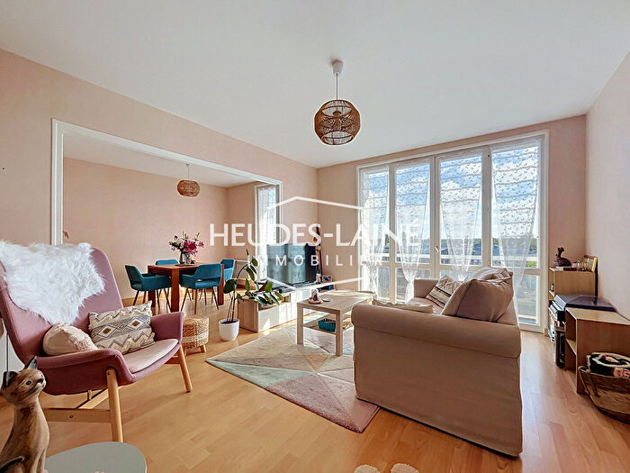 Saint-Martin-des-Champs : Appartement 4 pièces à vendre