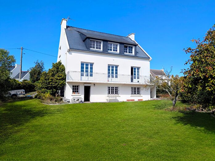 Pont-Croix : Maison 8 pièces à vendre
