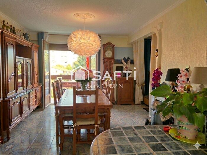 Appartement à vendre - La Seyne-sur-Mer, Ouest - 4 pièces - 2 chambres