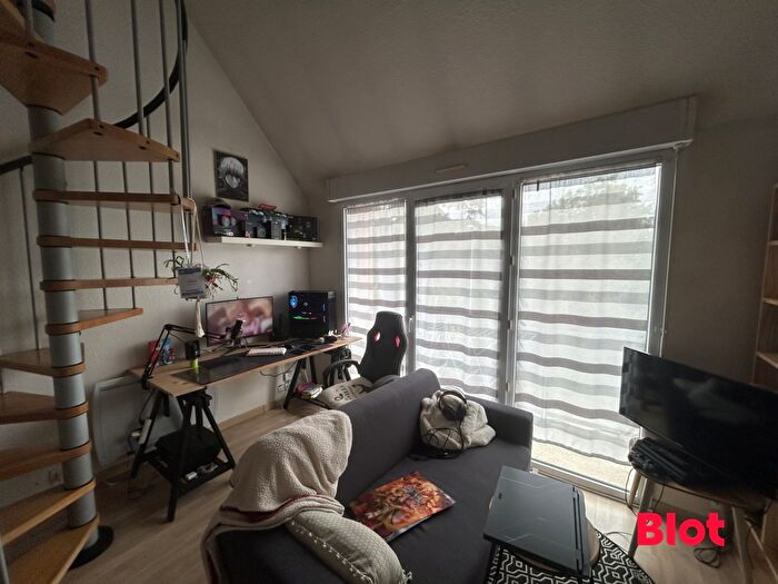 Saint-Jacques-de-la-Lande : Appartement 1 pièce à louer
