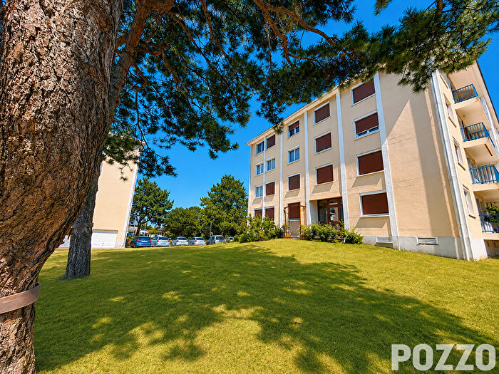 Granville, Saint-Nicolas : Appartement 4 pièces à vendre