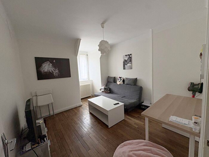 Lisieux : Appartement 2 pièces à louer