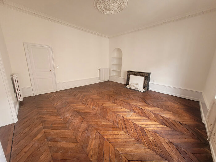 Appartement à louer - Angers, Centre-ville, La Fayette - 3 pièces - 2 chambres