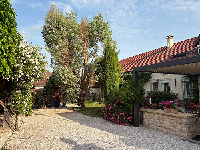 Maison 7 pièces à Couternon, à vendre