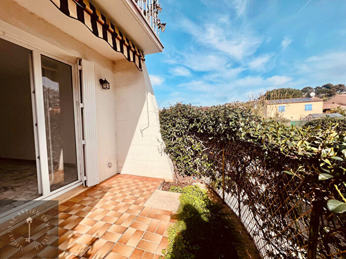 Appartement à vendre - Cagnes-sur-Mer, Le Val Fleuri - 2 pièces - 1 chambre