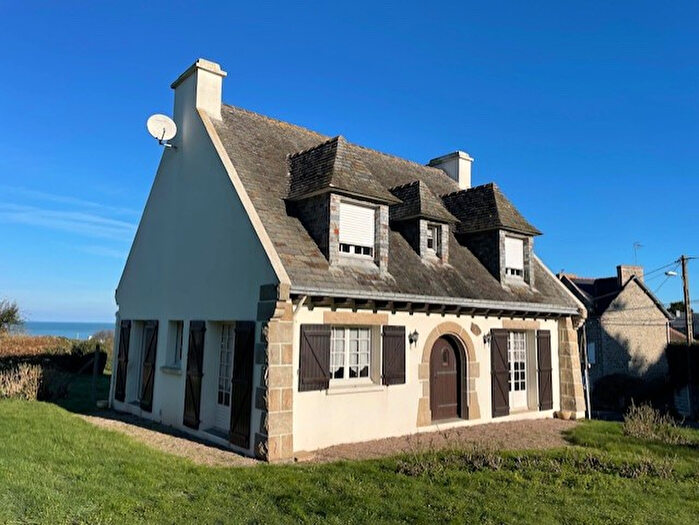 Maison à vendre - Erquy - 8 pièces - 5 chambres