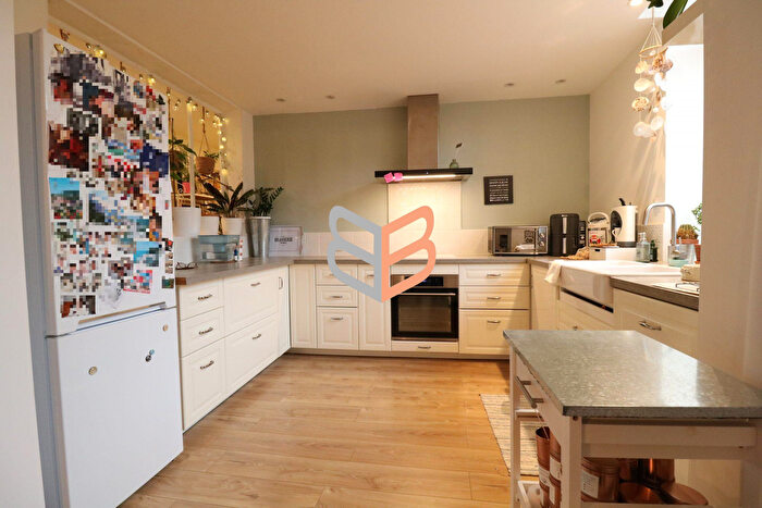 Appartement à vendre - Algrange - 6 pièces - 4 chambres