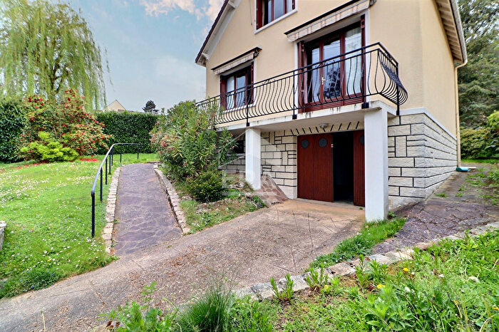 Maison 7 pièces à Saint-Leu-la-Forêt, Les Côteaux, à vendre