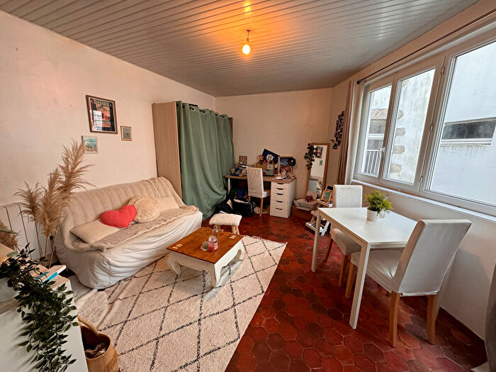 Appartement 1 pièce à Vannes, Centre-ville, Le Port, à louer