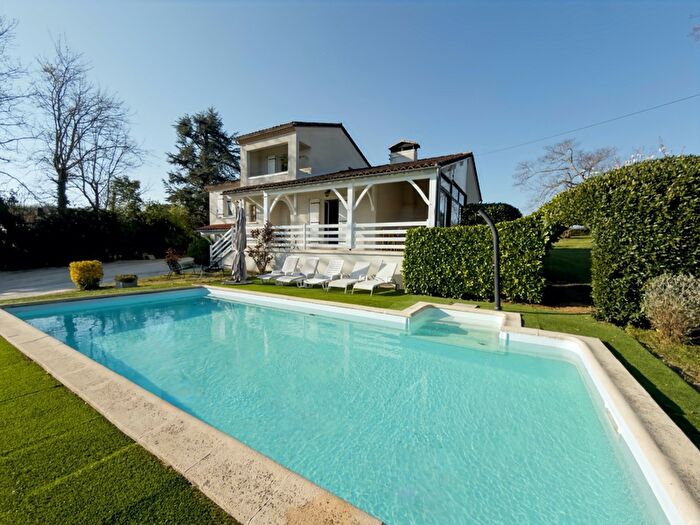 Maison à vendre - Mouleydier - 6 pièces - 4 chambres