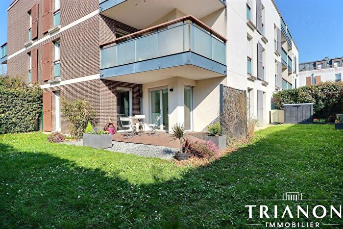 Appartement à vendre - Les Clayes-sous-Bois, Centre-ville - 3 pièces - 2 chambres