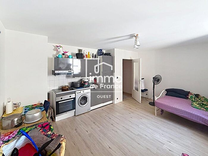 Appartement 2 pièces à Laval, Les Fourches, à vendre