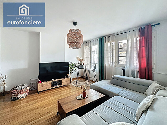 Appartement à louer - Troyes, Marots - 4 pièces - 3 chambres