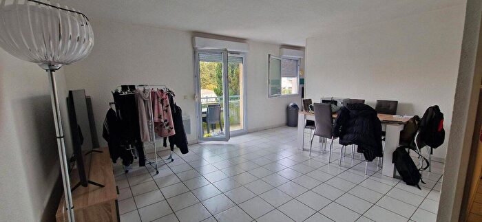 Appartement à louer - Durance-Baigne Pieds-Hôpital, Avignon - 2 pièces - 1 chambre