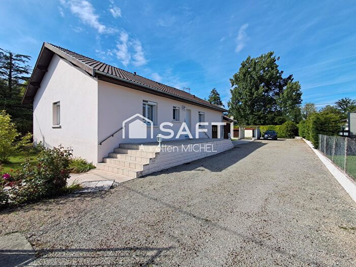 Maison 4 pièces à Ambronay, à vendre